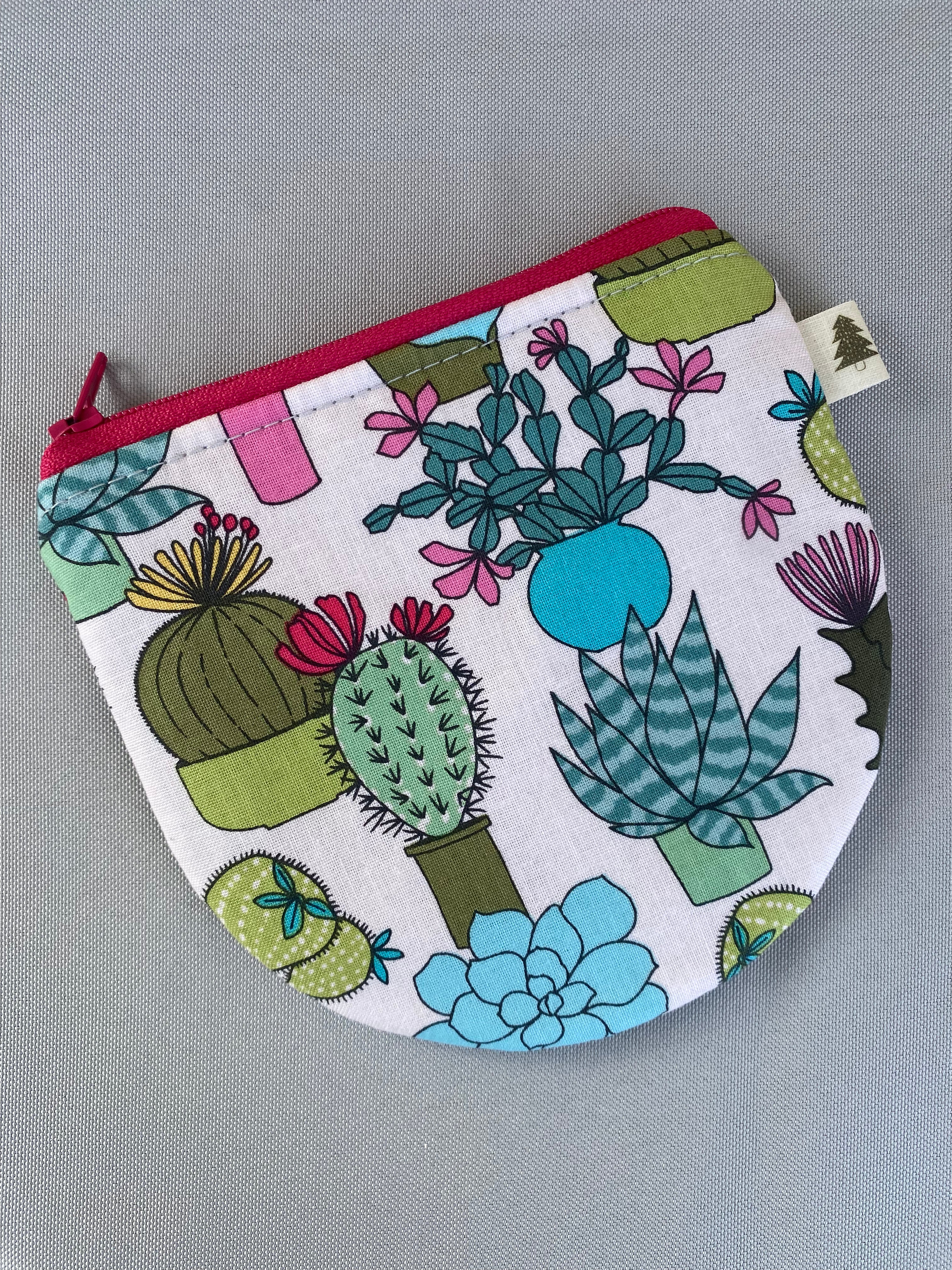 Cactus Petal Pouch – Polka Dot Pines